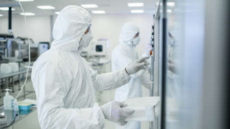 Online training for compliance to FDA CFRs 210-211, 800-820